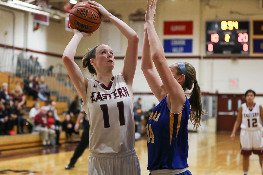 Emily Lavin - 2016-17 - Women's Basketball - Eastern University Athletics