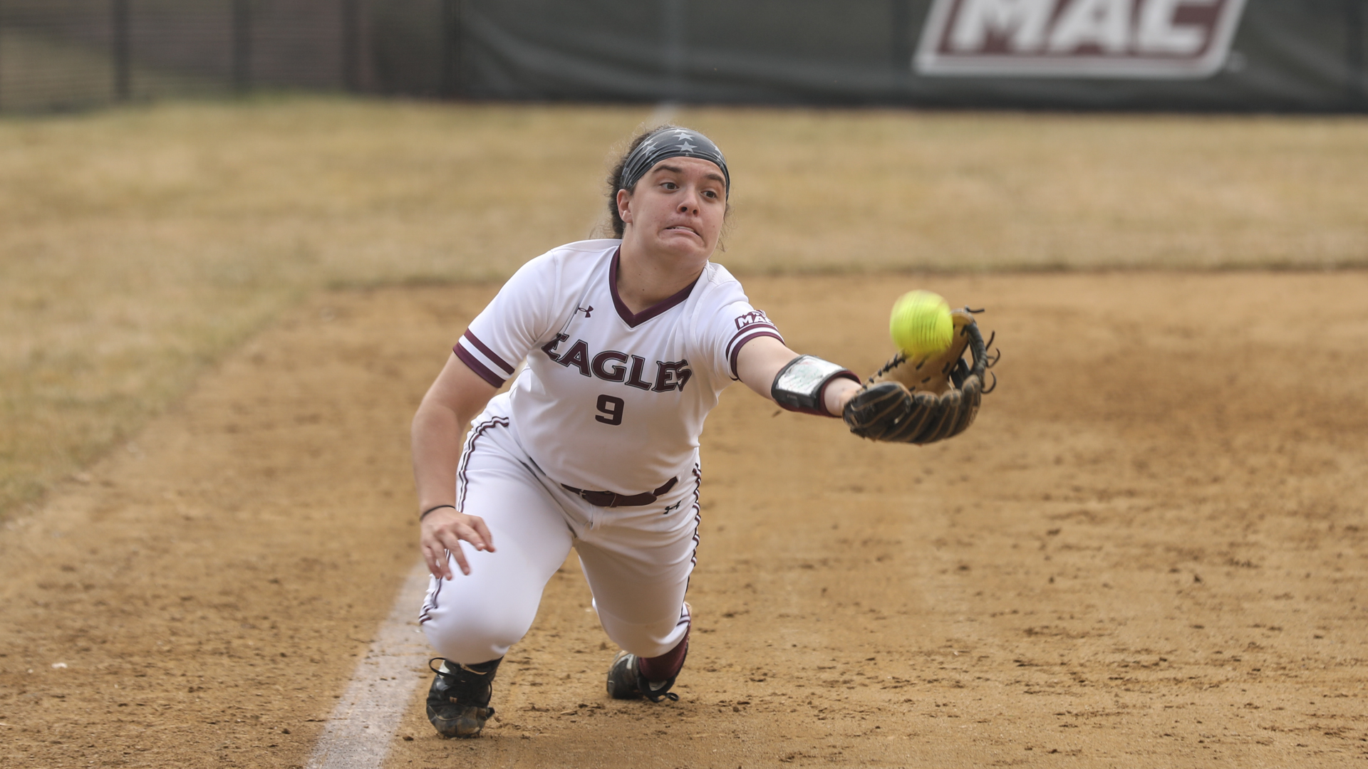 Softball Drops Two to Cabrini - Eastern University Athletics