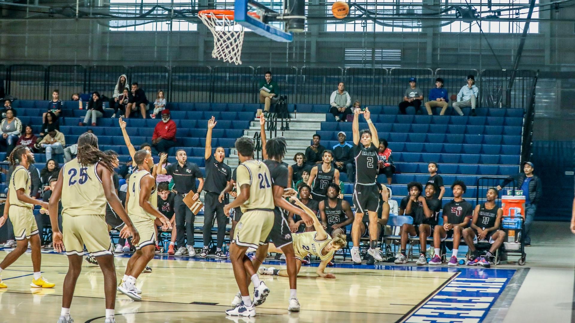 Sam Gallardo - 2022-23 - Men's Basketball - Eastern University Athletics