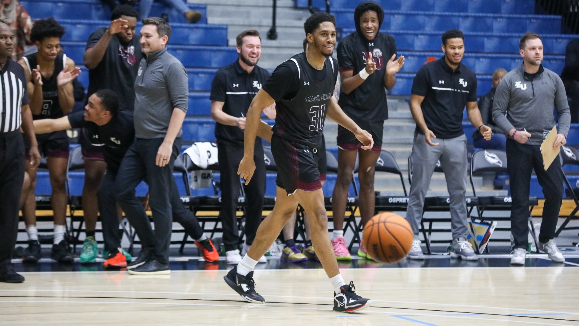 Late Run Lifts Men's Basketball Past Stockton - Eastern University ...