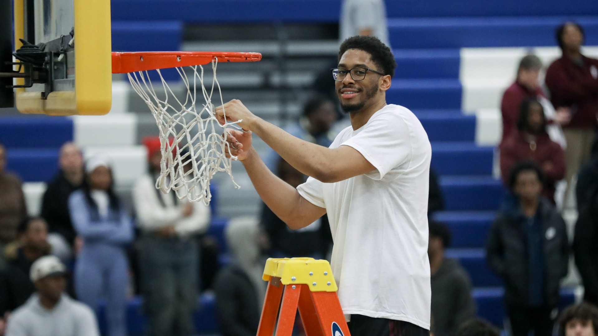 Eljay Morris - 2023-24 - Men's Basketball - Eastern University Athletics