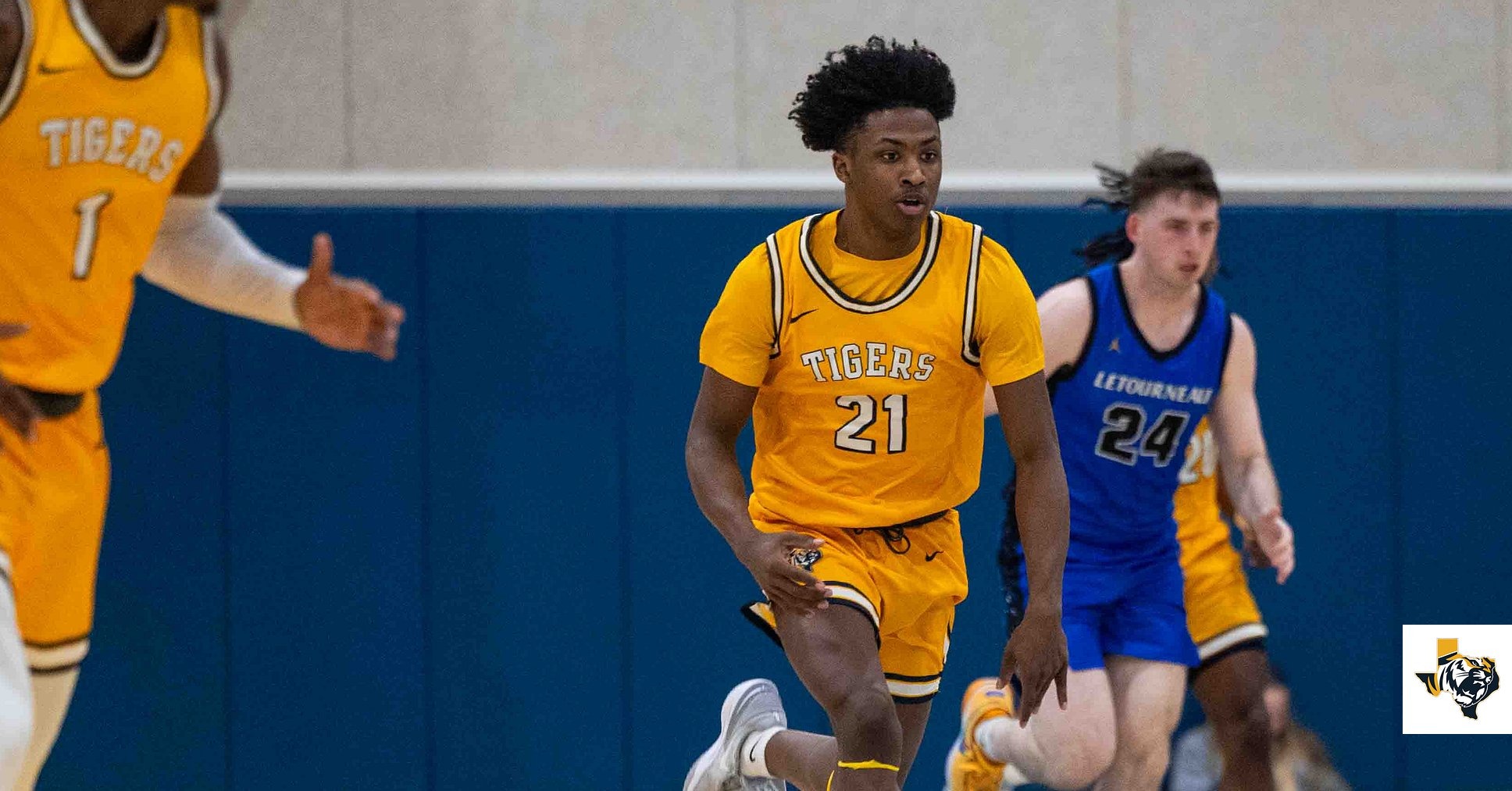 MBB | BWU Slips By Tigers in Second Half on Late Run - East Texas ...