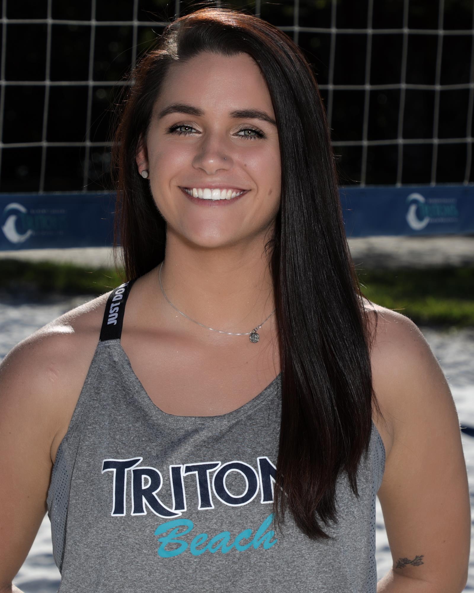 Kali Boatwright '18 - Beach Volleyball Coach - Eckerd College Athletics