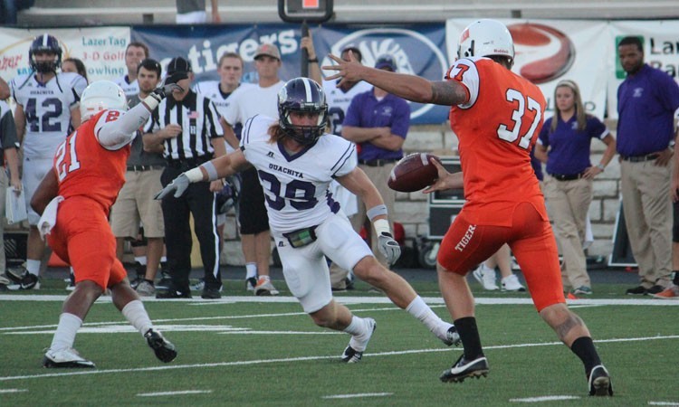Lexus Jackson - Football - East Central University Athletics
