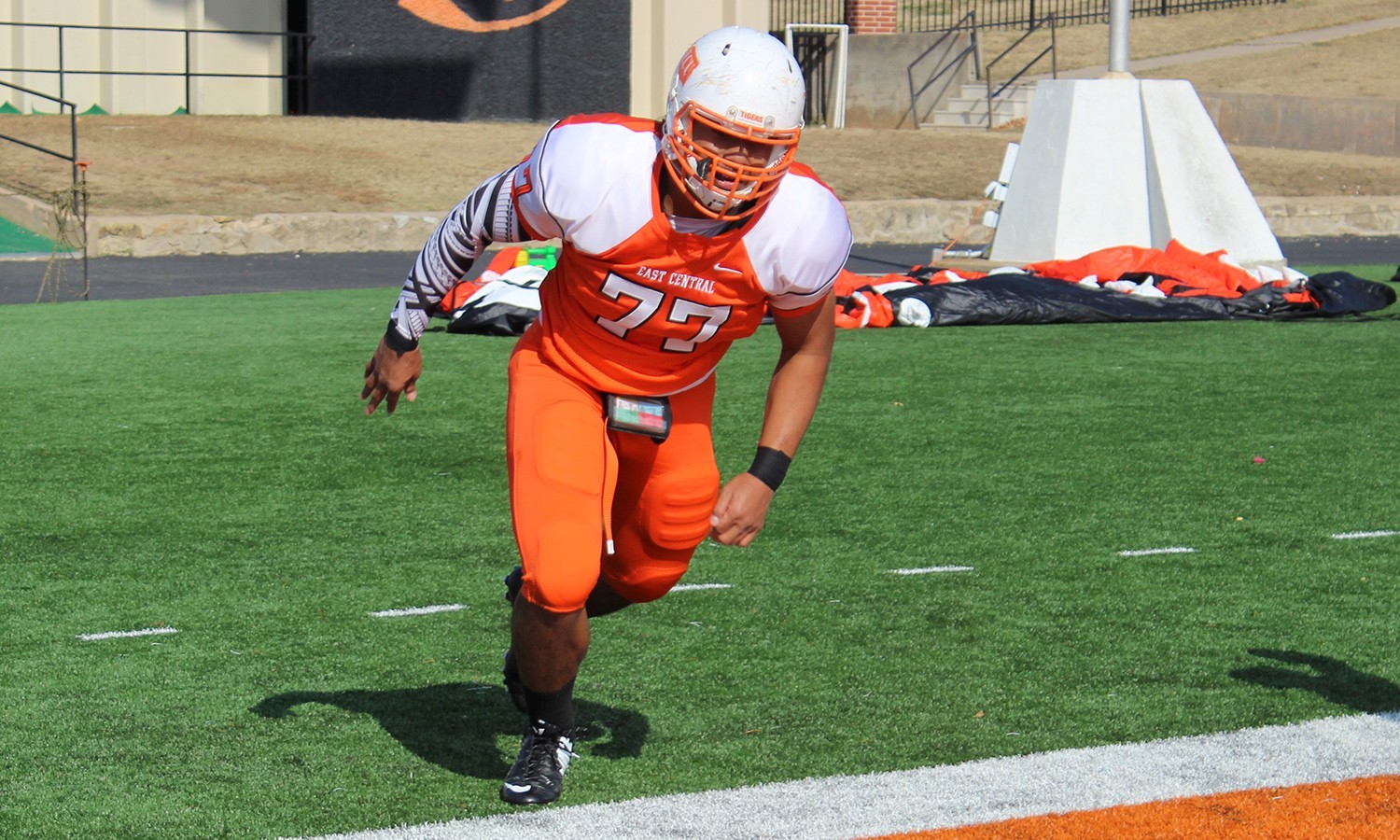 Mosese Vakasiuola - Football - East Central University Athletics