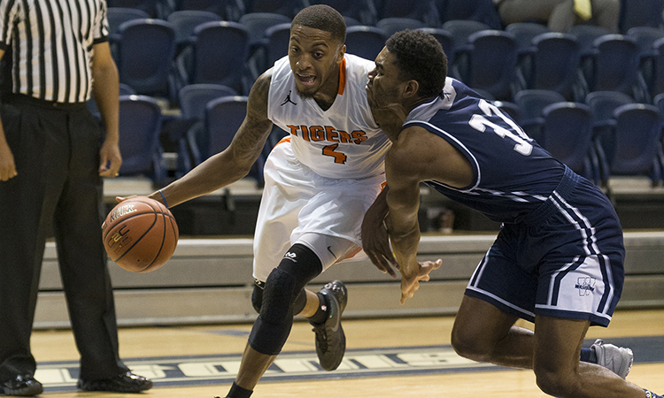 Braxton Reeves - Men's Basketball - East Central University Athletics
