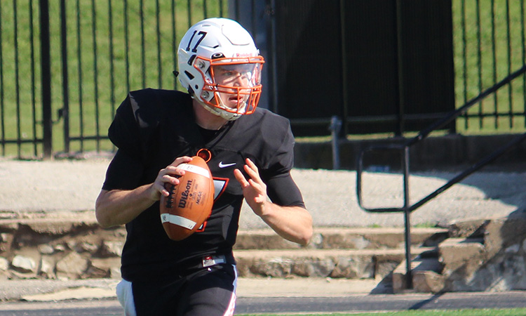 Brooks Holder - Football - East Central University Athletics