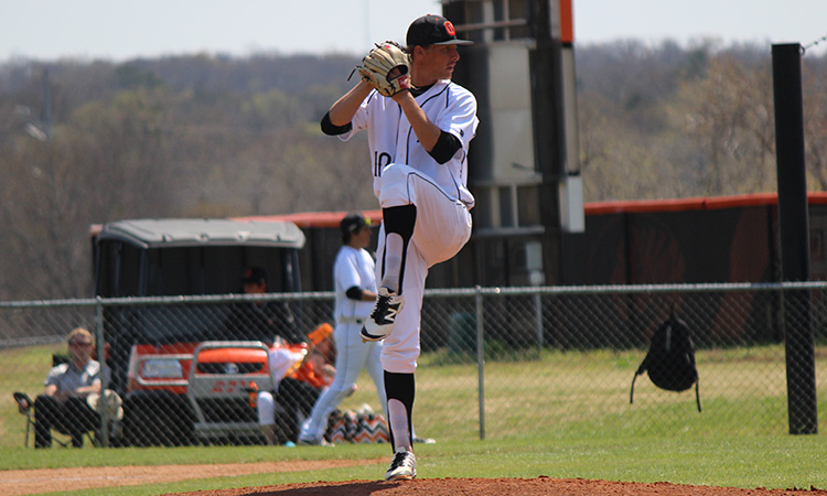 Kyle Britt - Baseball - East Central University Athletics