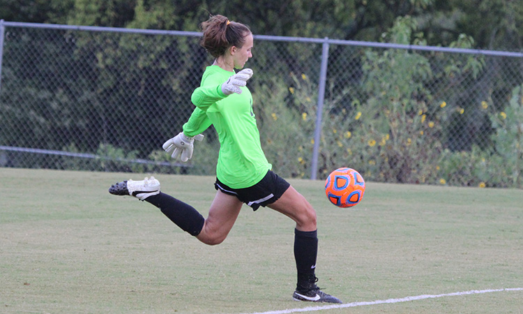 Chloe Hull - Women's Soccer - East Central University Athletics