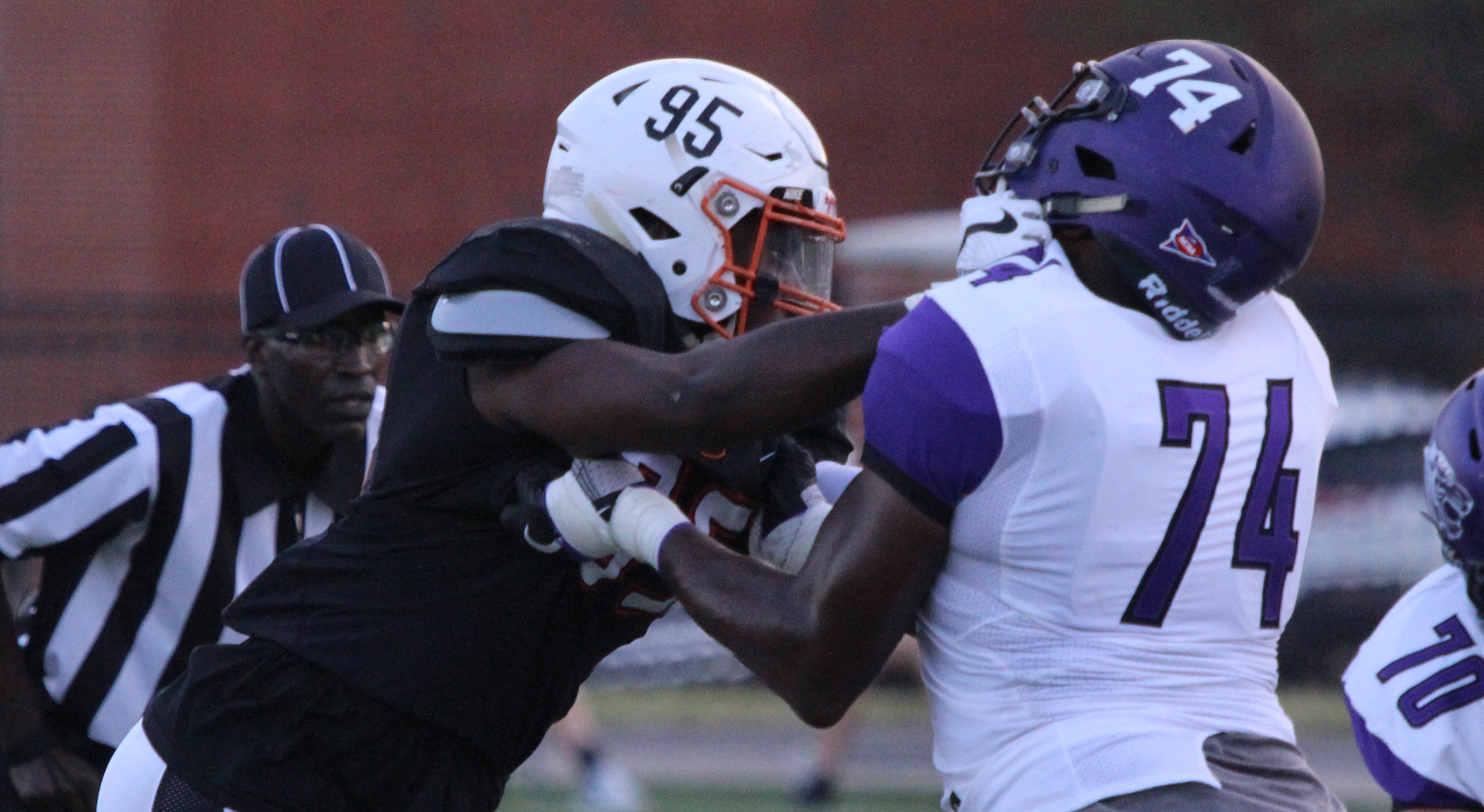 Chauncey Davis - Football - East Central University Athletics