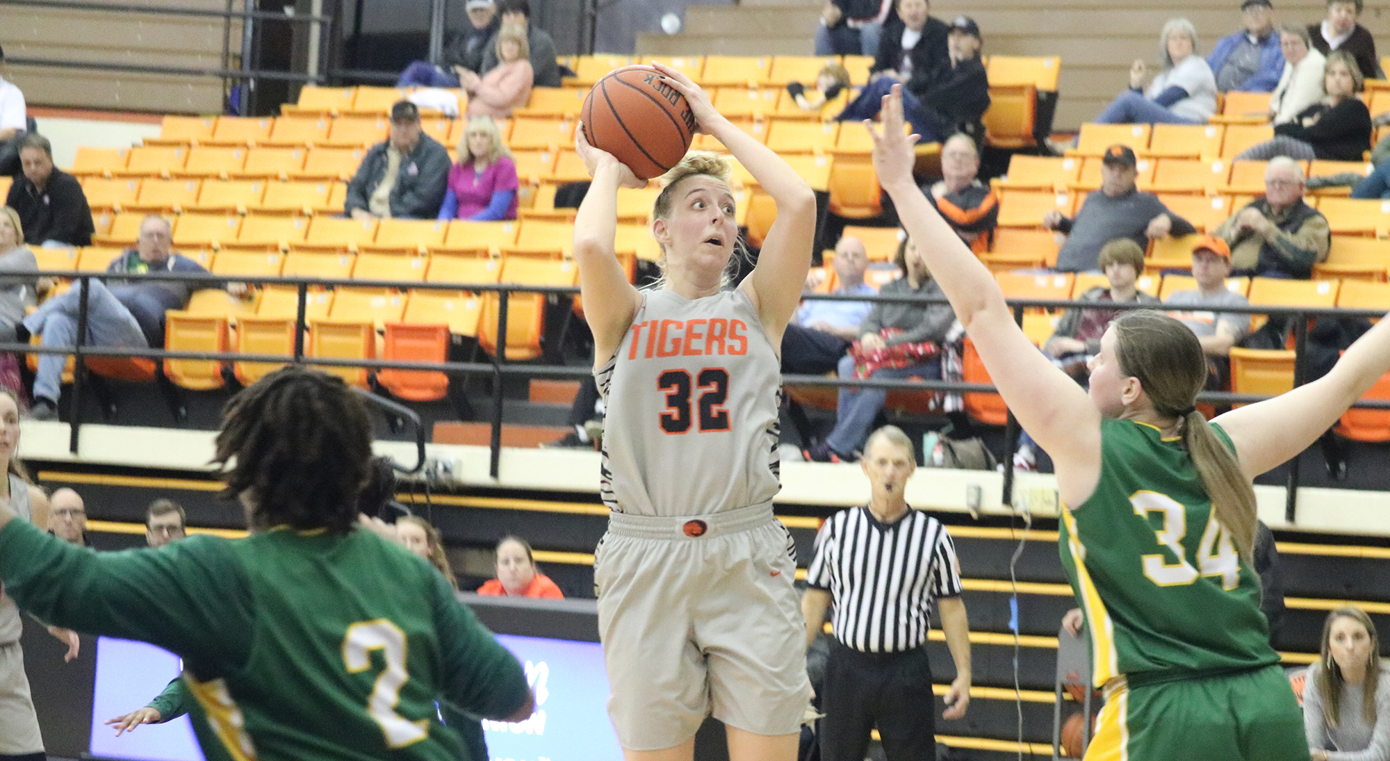 Sam Schwab - Women's Basketball - East Central University Athletics