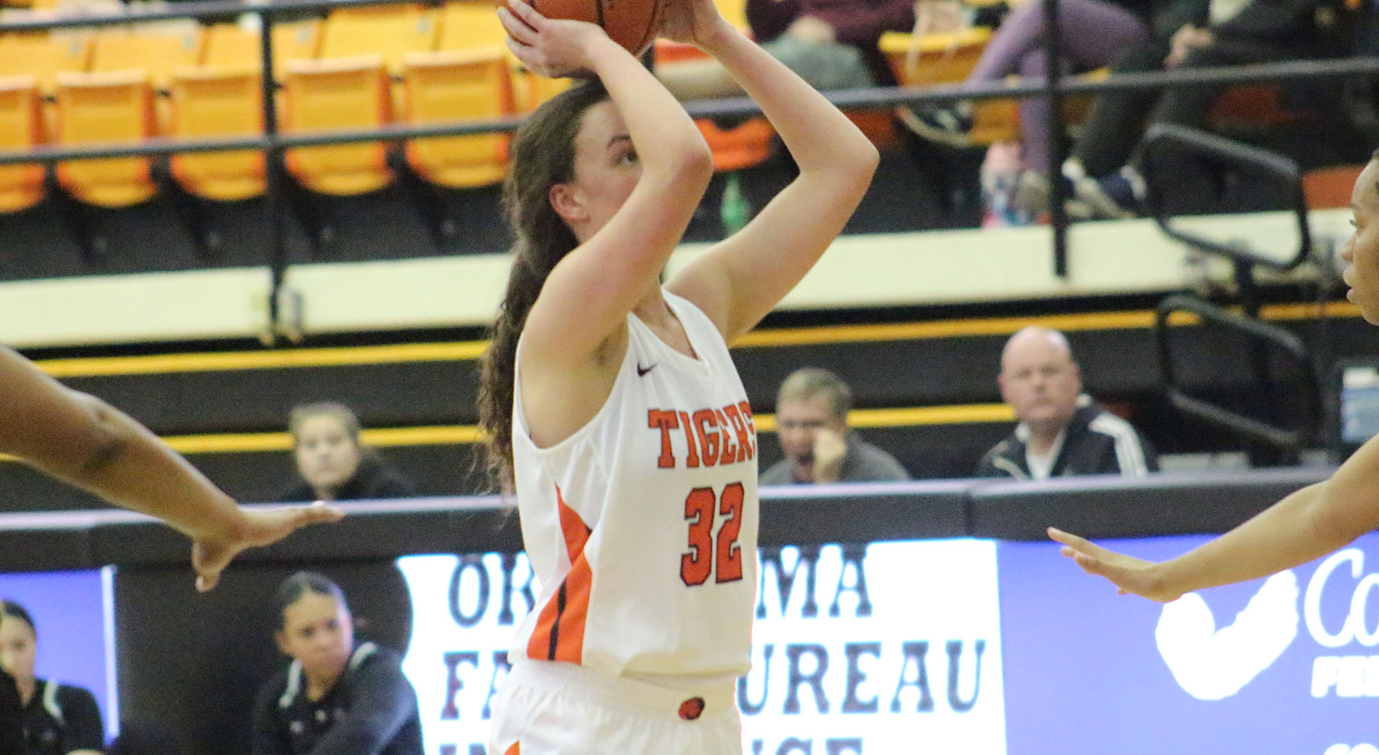 Grace Rehl - Women's Basketball - East Central University Athletics