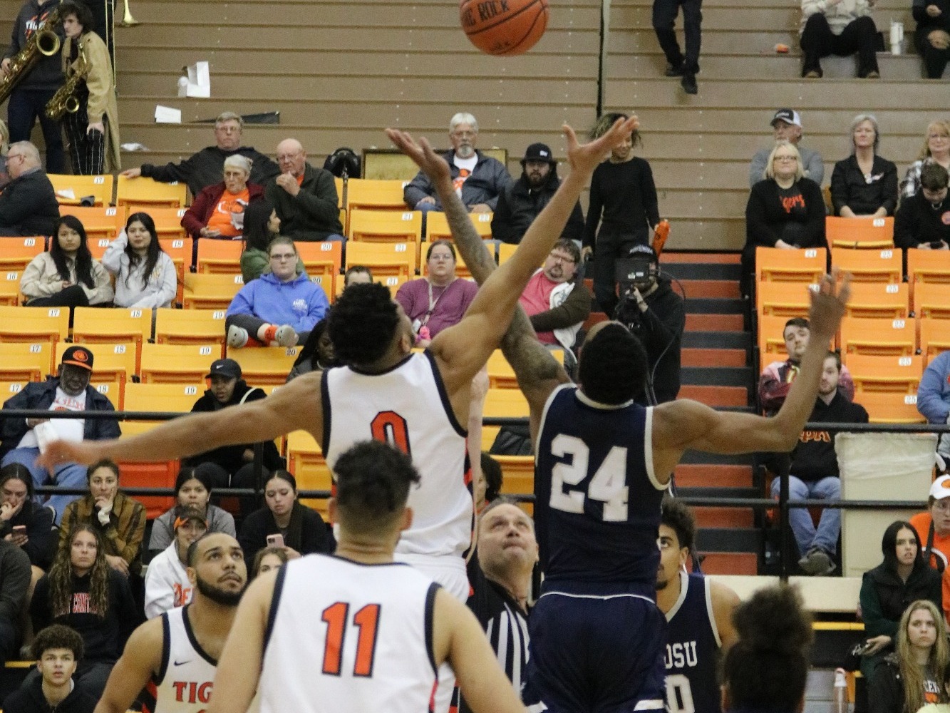 Barron Tanner, Jr. - Men's Basketball - East Central University Athletics