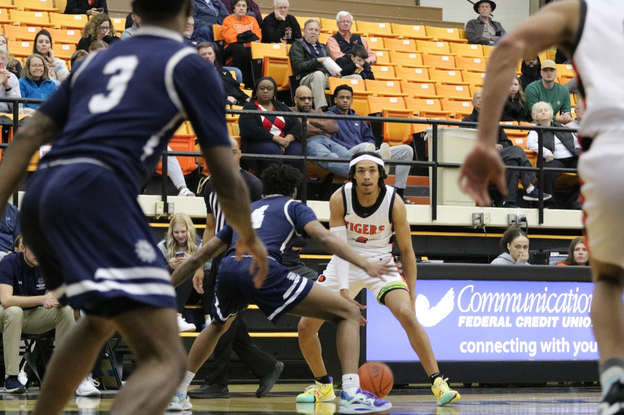 Quinton Johnson II - Men's Basketball - East Central University Athletics