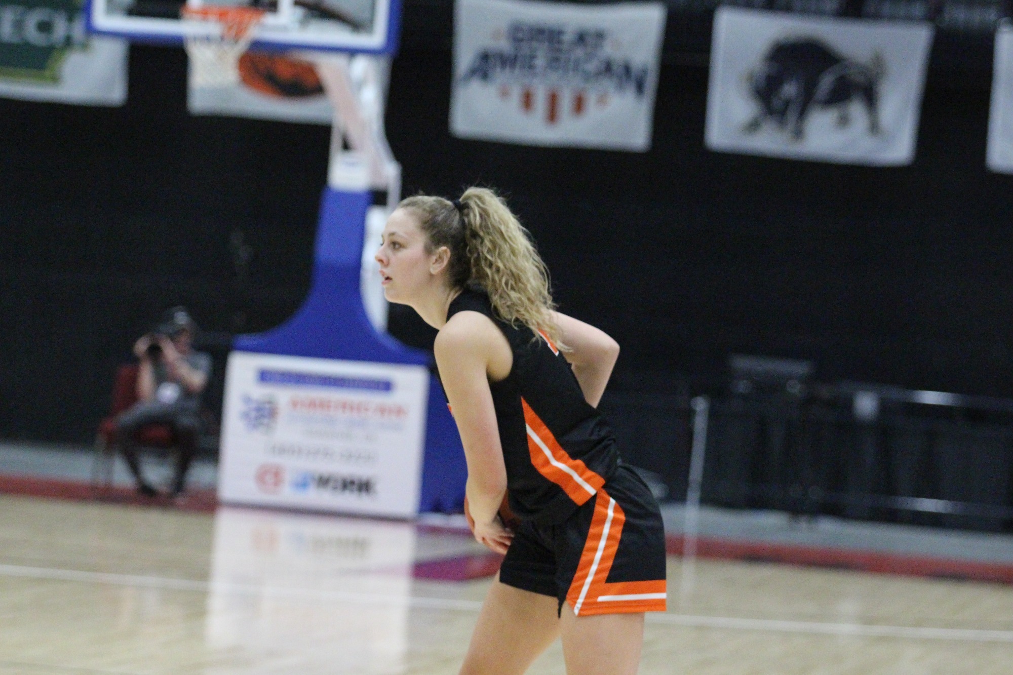 Kate Ogle - Women's Basketball - East Central University Athletics