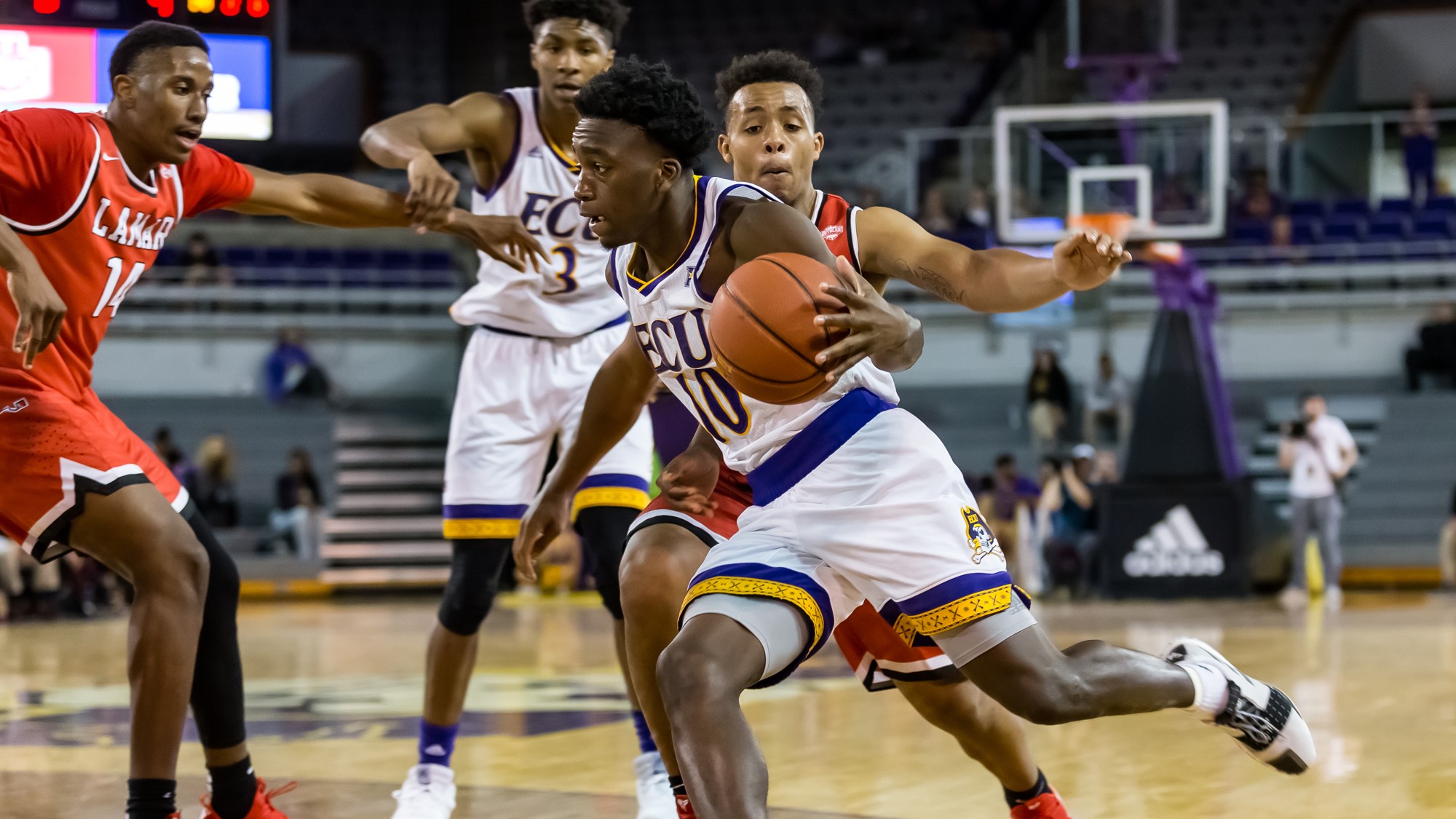 Tae Hardy - Men's Basketball - East Carolina University Athletics