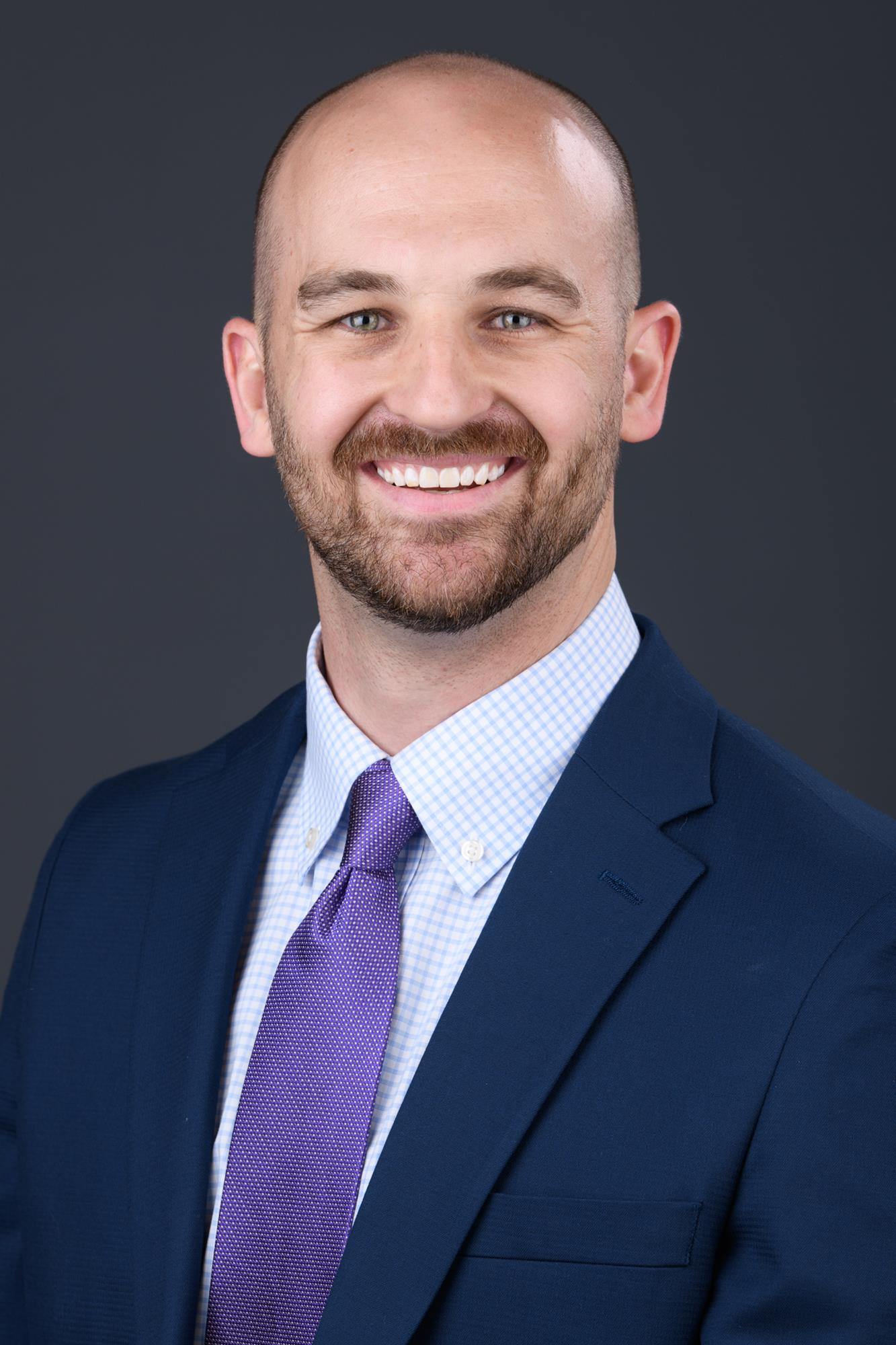 Riley Davis - Men's Basketball Coach - East Carolina University Athletics