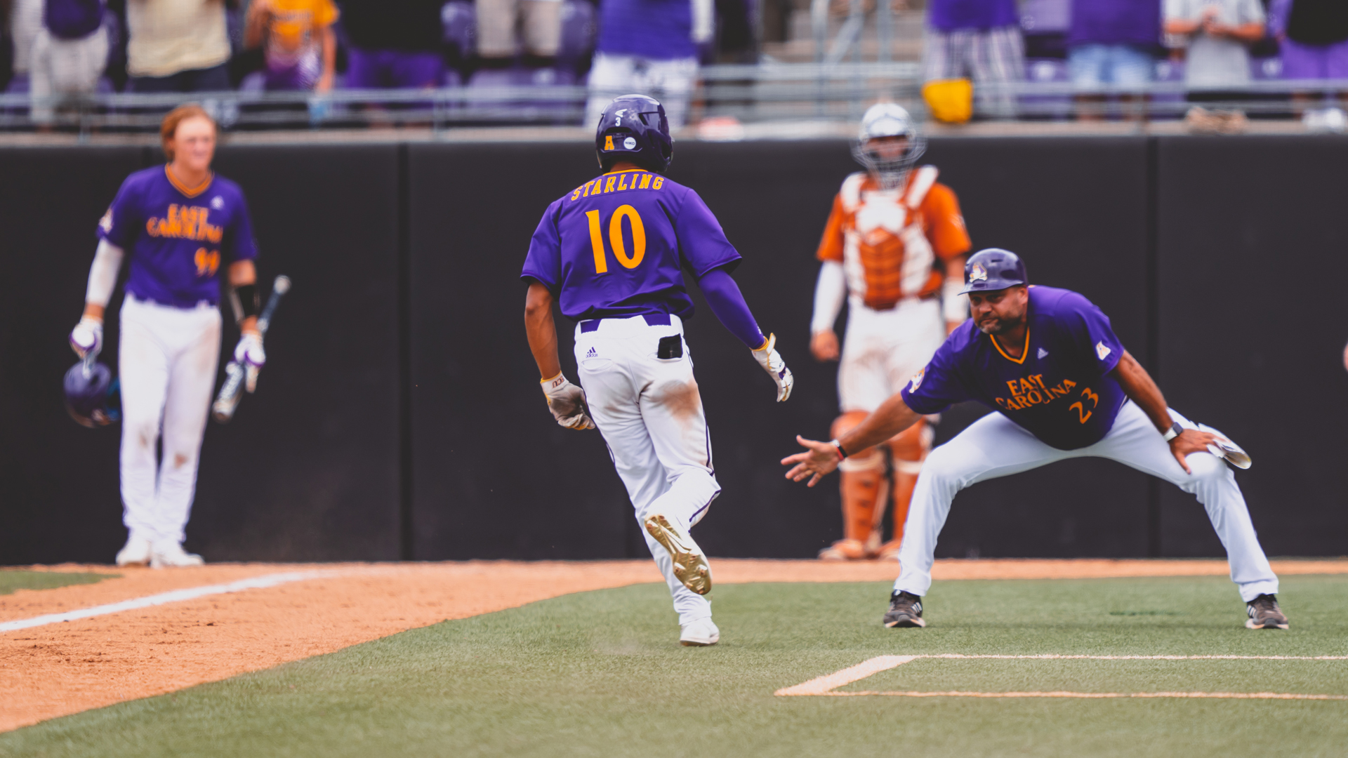 ECU Falls To Texas In Game Two Of Super, 9-8 - East Carolina University ...