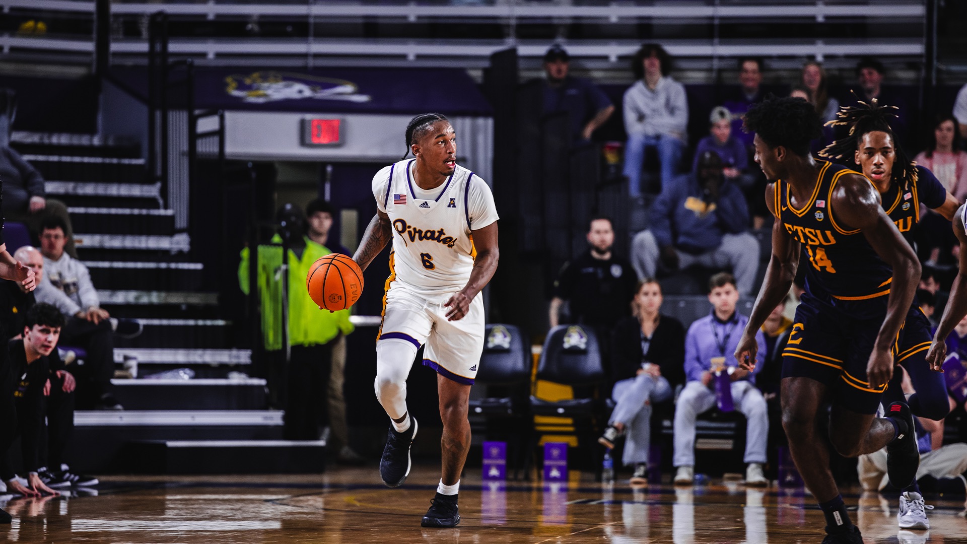 Brandon Johnson - Men's Basketball - East Carolina University Athletics
