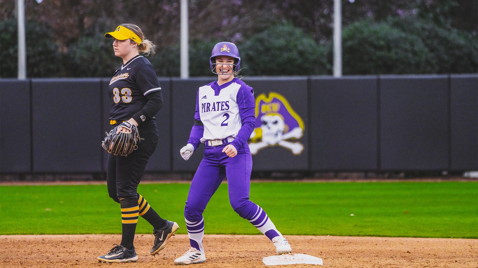Pirates Pick Up Two Wins On First Day Of Purple-Gold Invitational ...