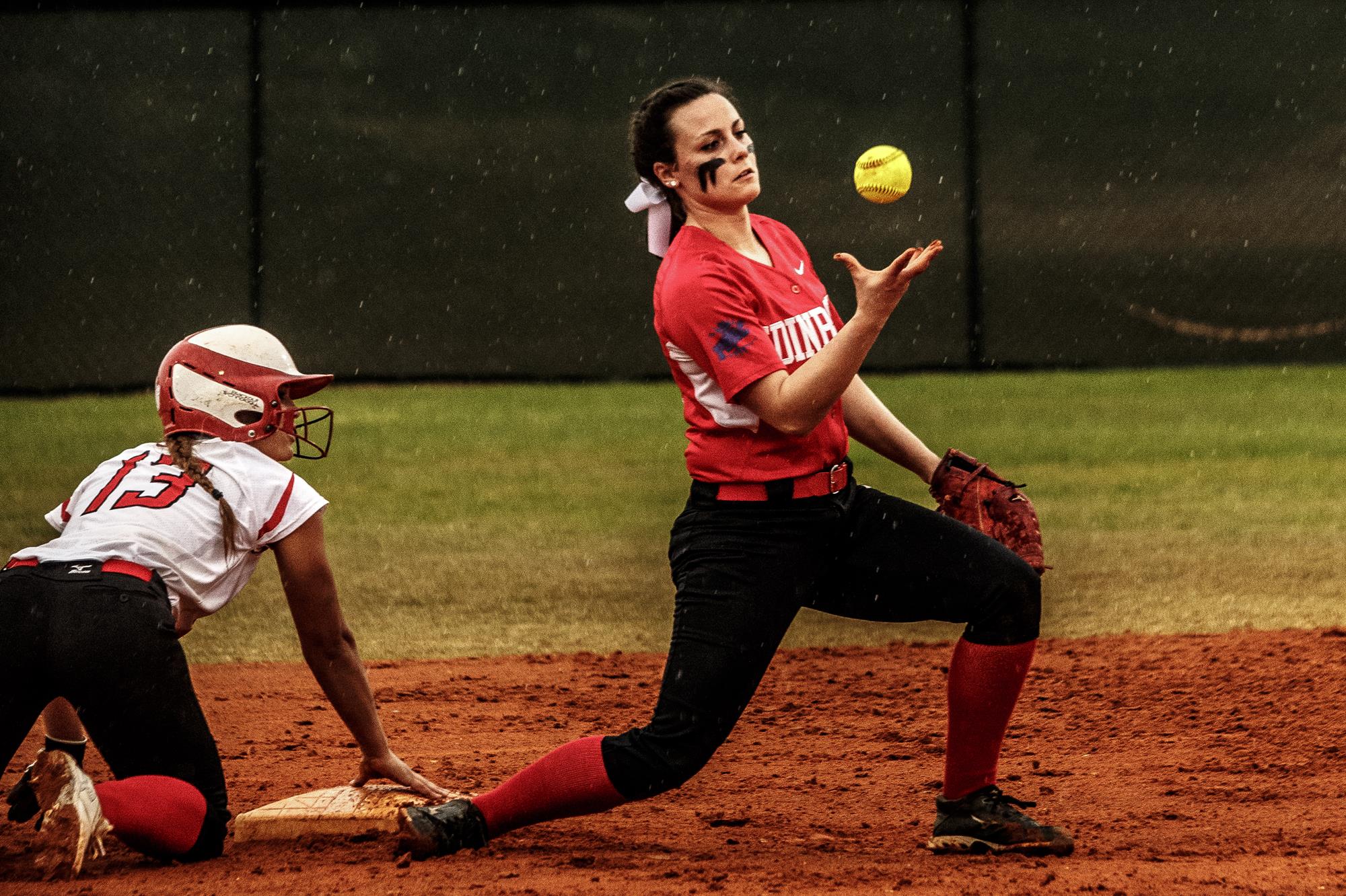 Jessica Hyland's Career Game Leads Offensive Explosion in Second ...