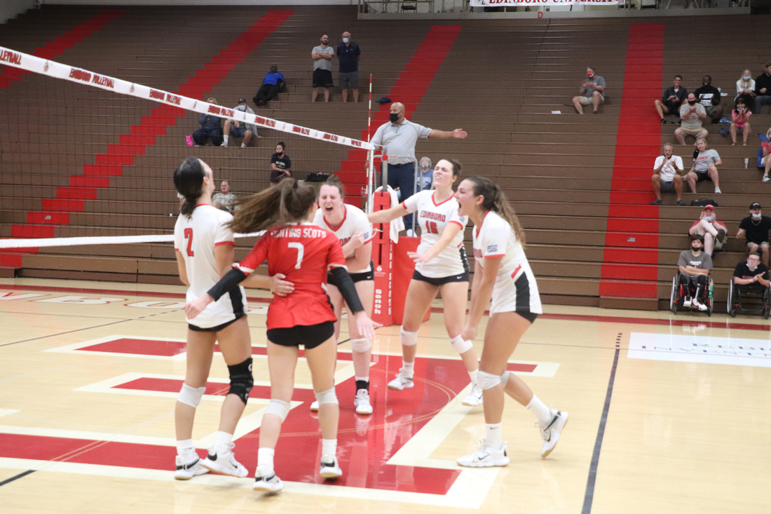 WVB | RECAP | Women’s Volleyball picks up sixth straight win, with ...