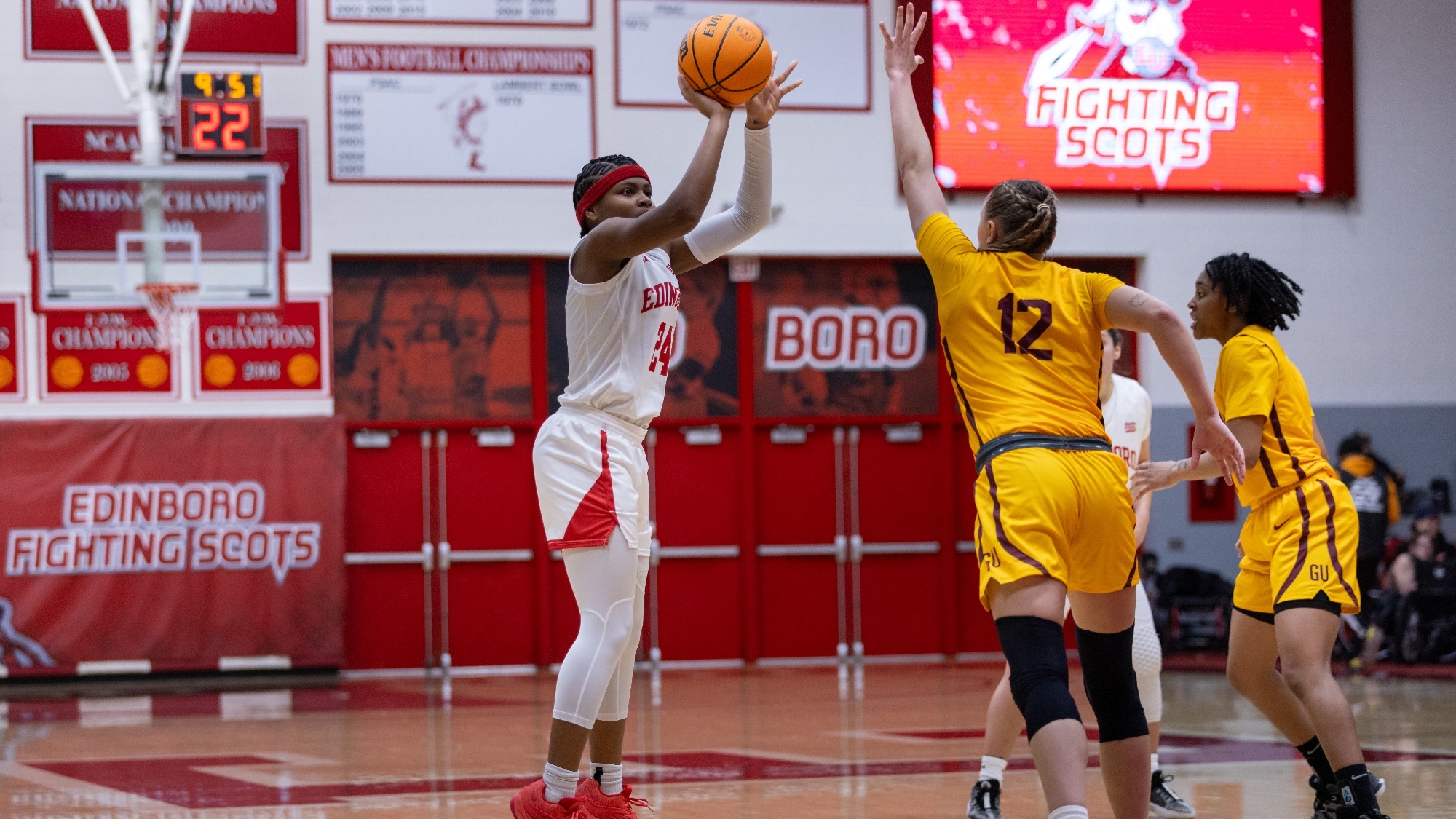 Sims Scores 1,000th Point and Hits Game-Winning Three as Women’s ...