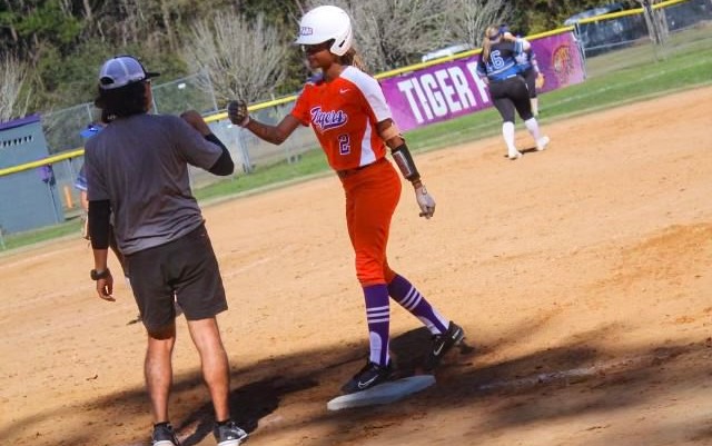 Kayla Saunders - 2024 - Softball - Edward Waters University