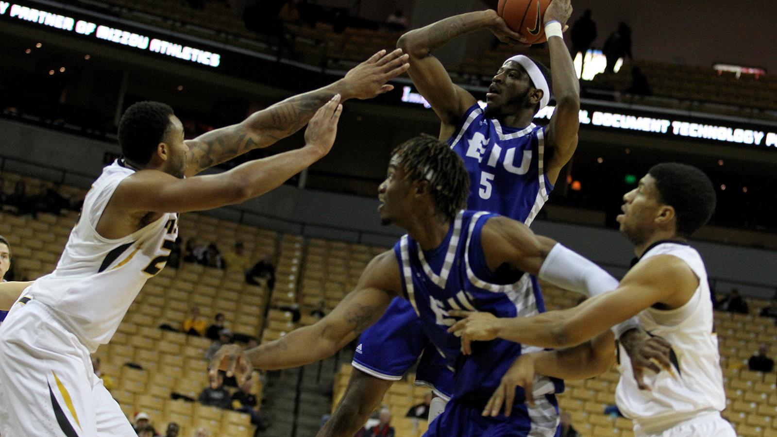 Ray Crossland - Men's Basketball - Eastern Illinois University Athletics