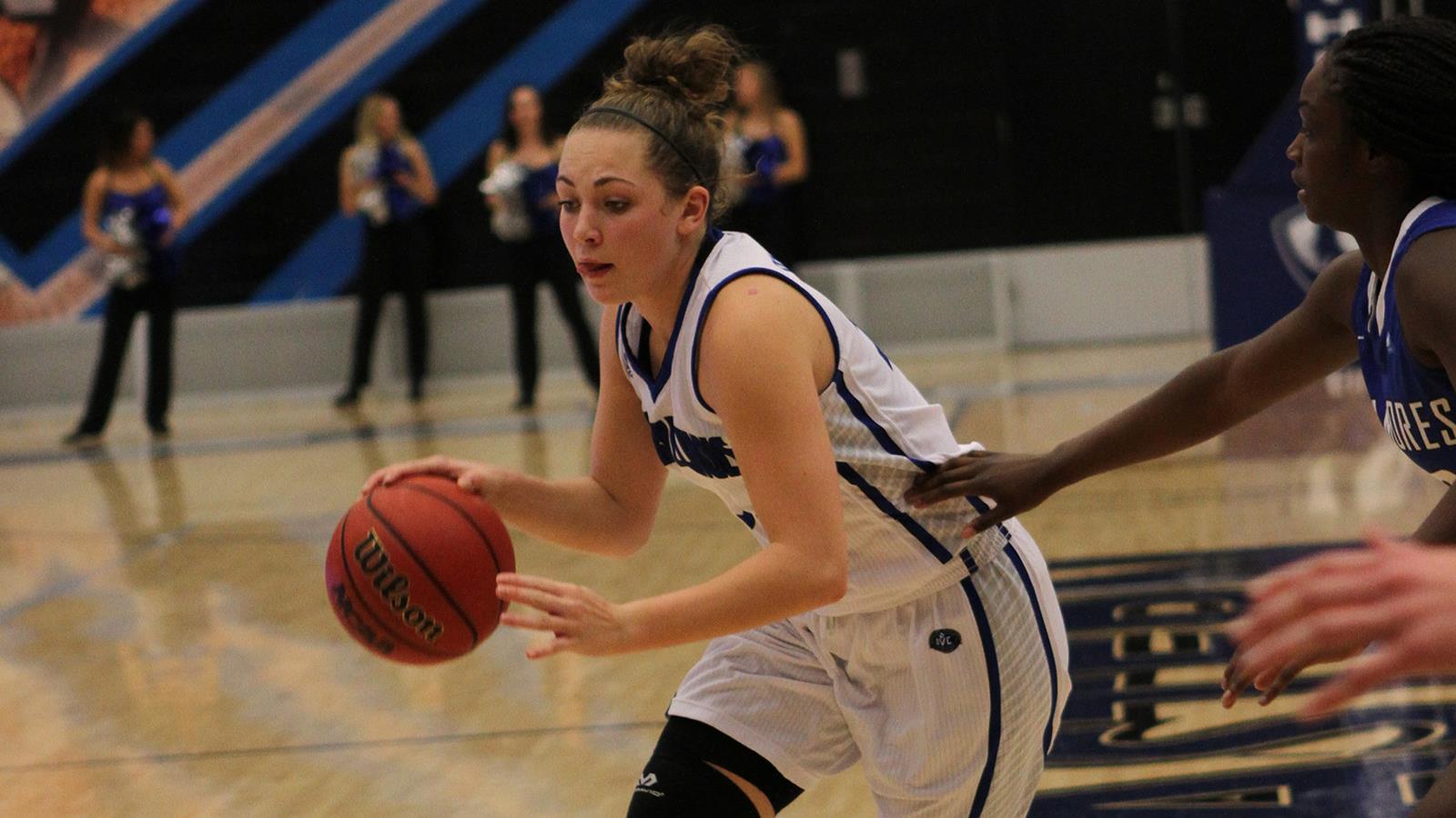 Allison Van Dyke - Women's Basketball - Eastern Illinois University ...