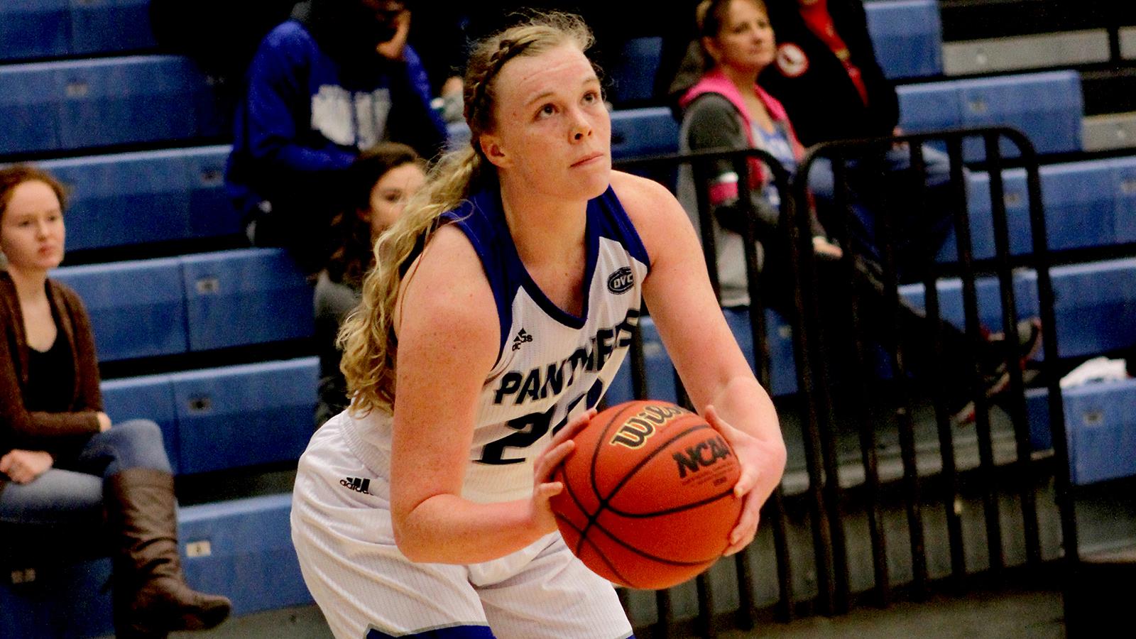 Danielle Berry - Women's Basketball - Eastern Illinois University Athletics