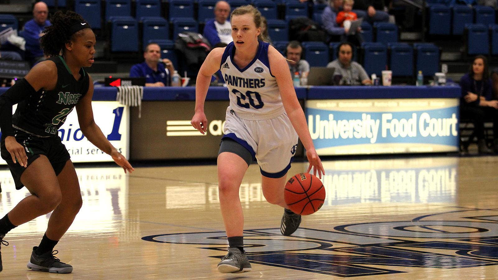 Danielle Berry - Women's Basketball - Eastern Illinois University Athletics