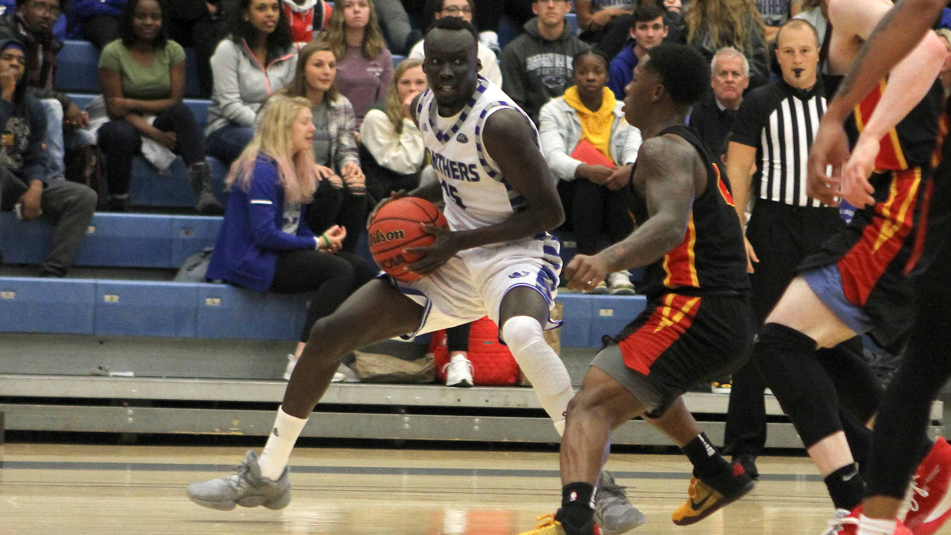 Deang Deang - Men's Basketball - Eastern Illinois University Athletics