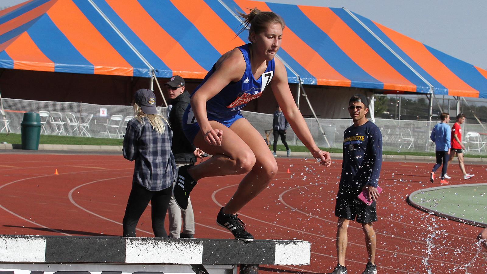 Kate Bushue - Women's Track - Eastern Illinois University Athletics