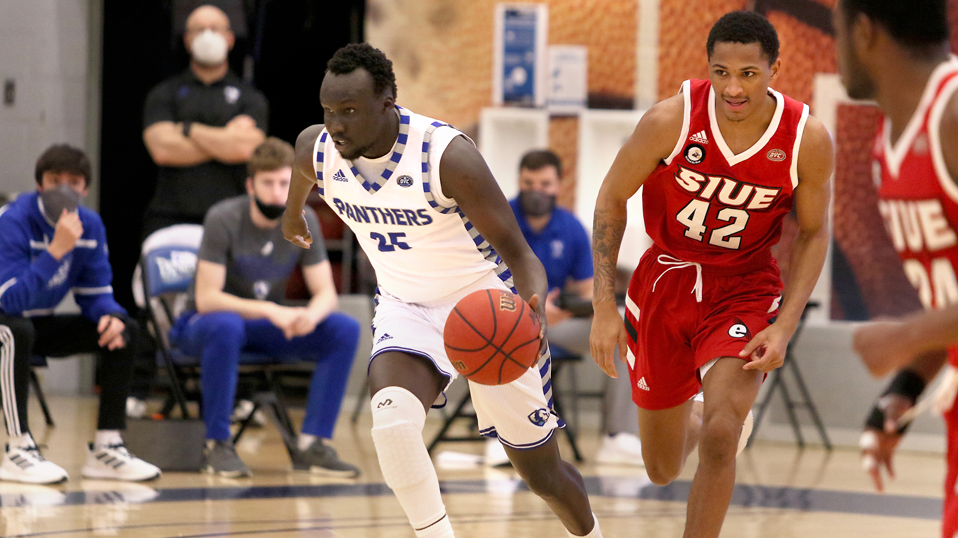 Deang Deang - Men's Basketball - Eastern Illinois University Athletics