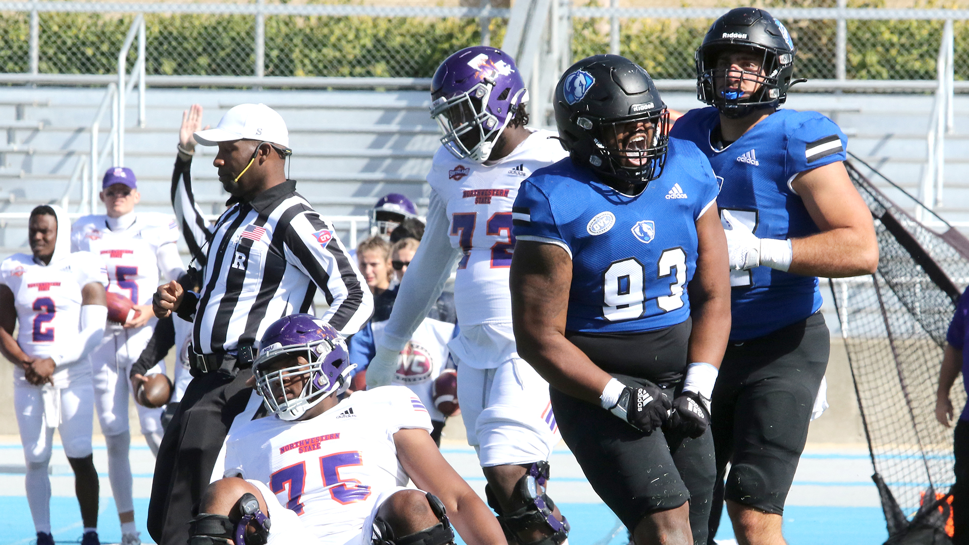 Cameron Leach - Football - Eastern Illinois University Athletics