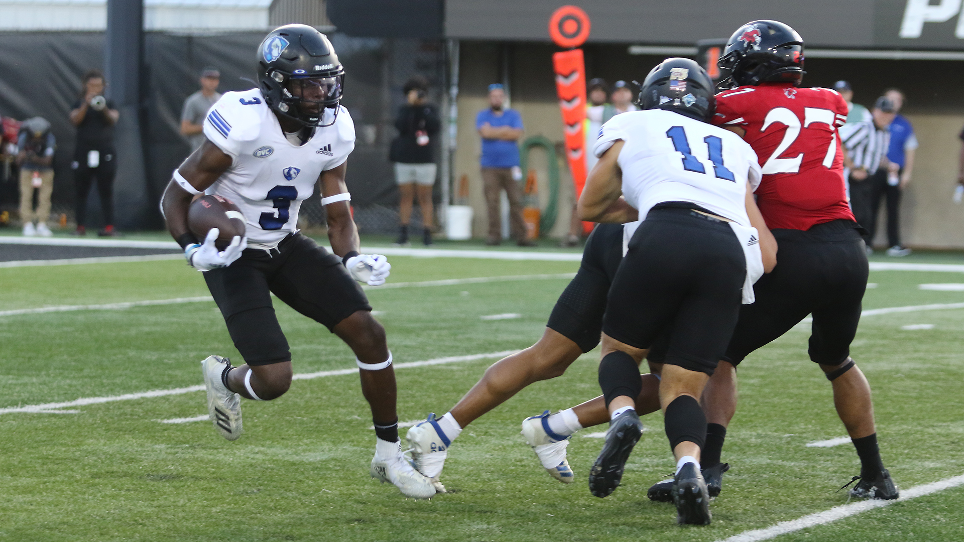 Jaelin Benefield - Football - Eastern Illinois University Athletics