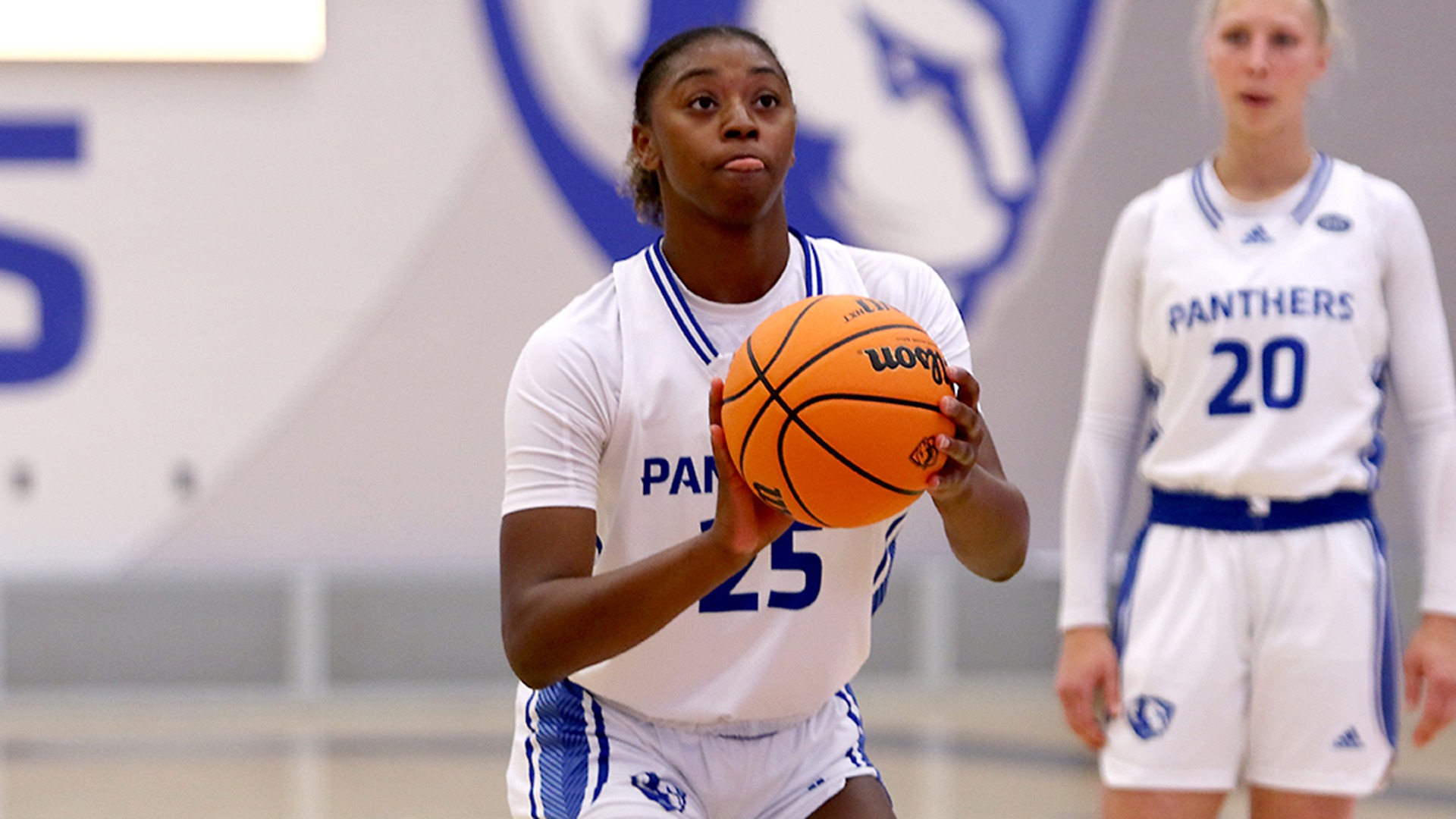 Taris Thornton - Women's Basketball - Eastern Illinois University Athletics