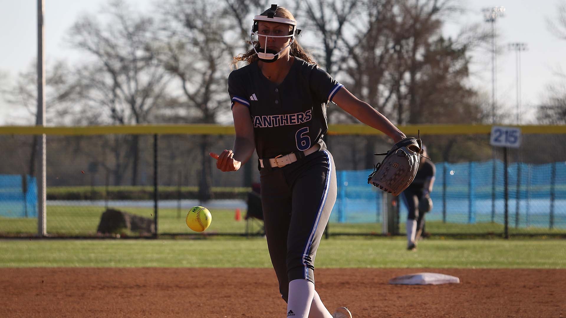 Olivia Price - Softball - Eastern Illinois University Athletics