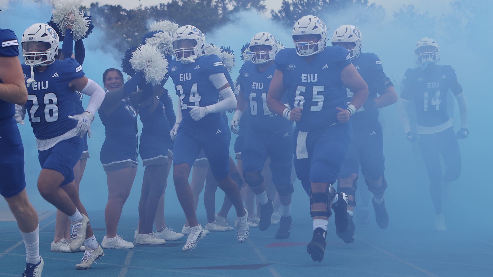 Football Picks Up 8th Win Of The Season - Eastern Illinois University ...