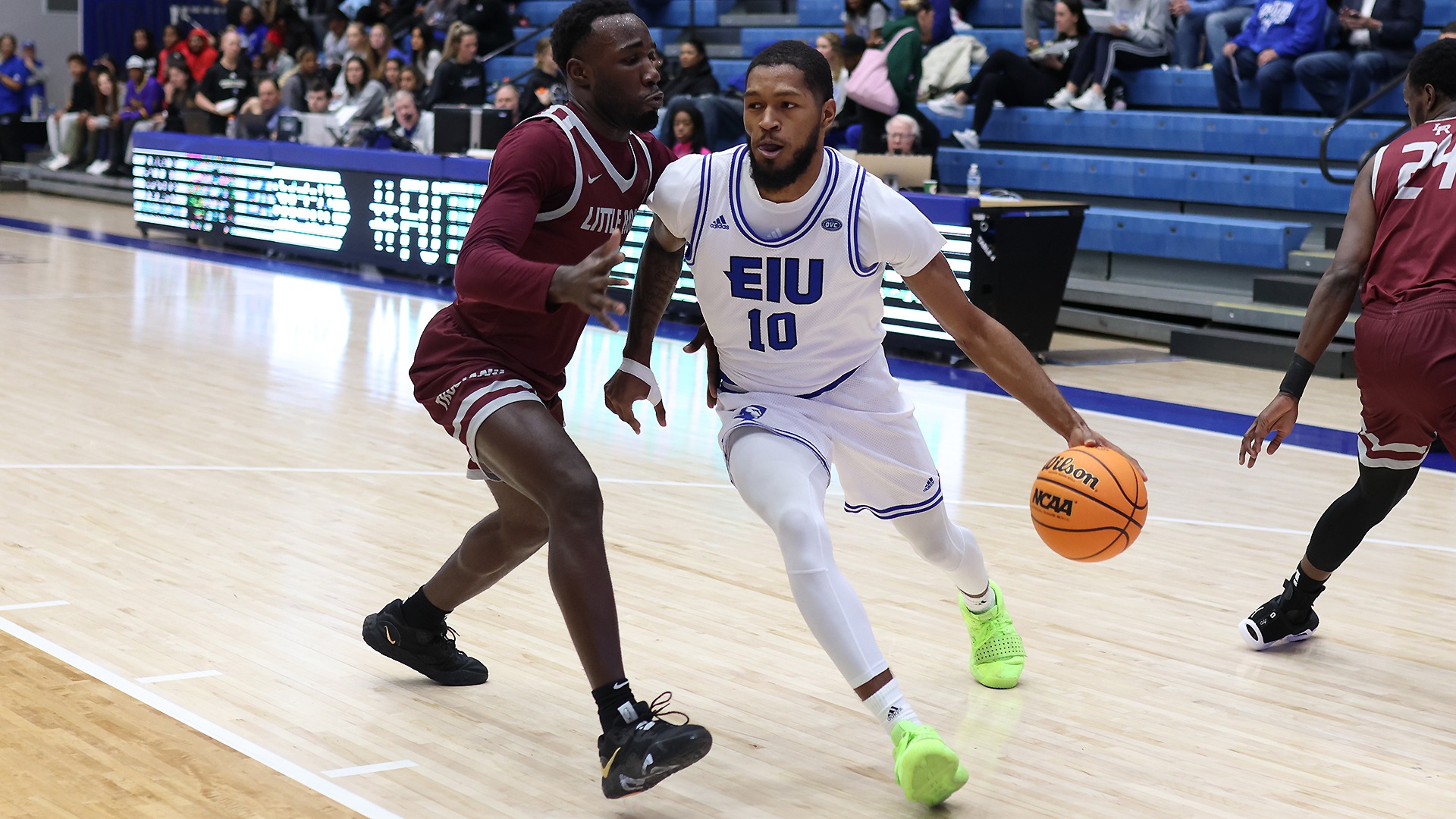 Kyndall Davis - Men's Basketball - Eastern Illinois University Athletics
