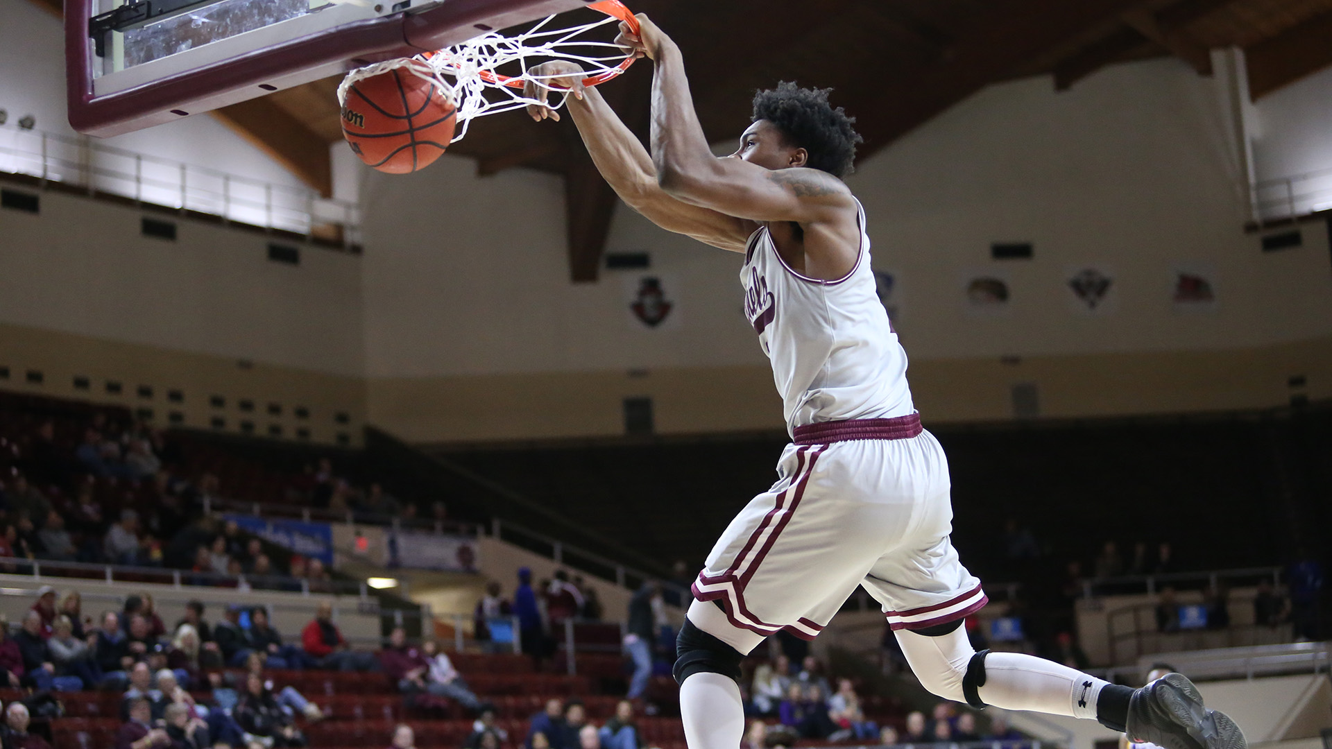 DeAndre Dishman - Men's Basketball - Eastern Kentucky University Athletics