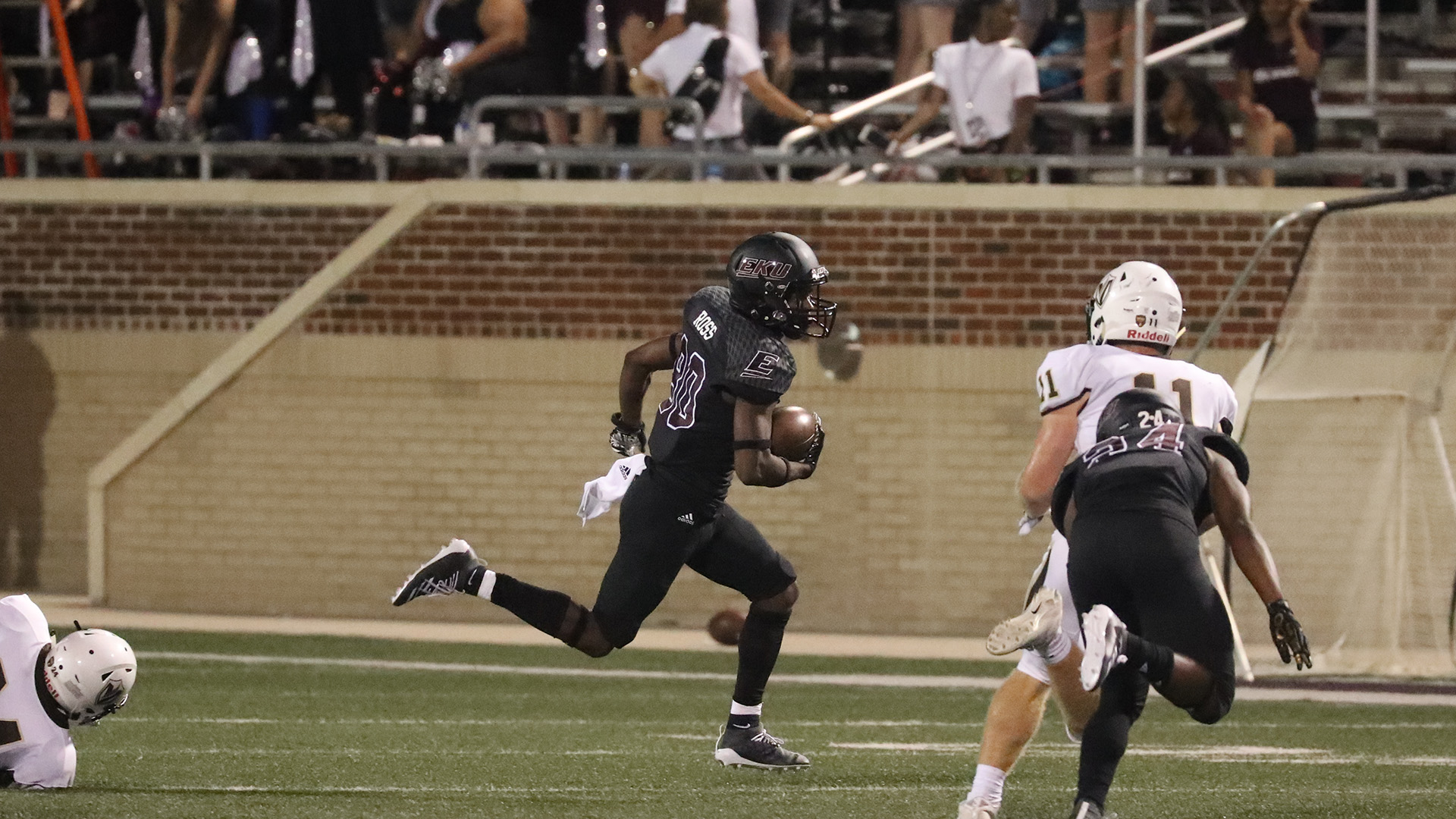 Davion Ross - Football - Eastern Kentucky University Athletics