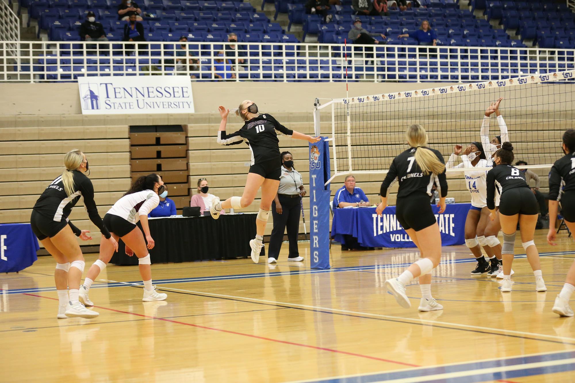 Lindsey Wilkins - Volleyball - Eastern Kentucky University Athletics