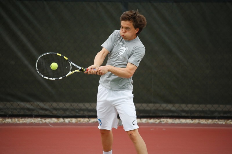 Luke Tanaka - 2015 - Men's Tennis - Elmhurst University Athletics