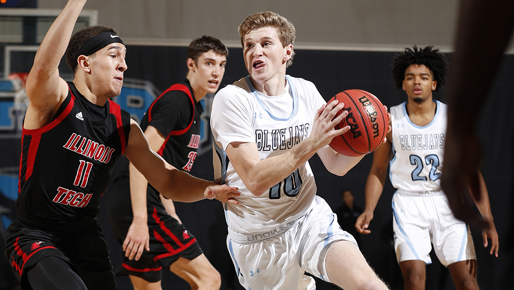 Bluejays Cruise Past La Verne 97-64 - Elmhurst University Athletics