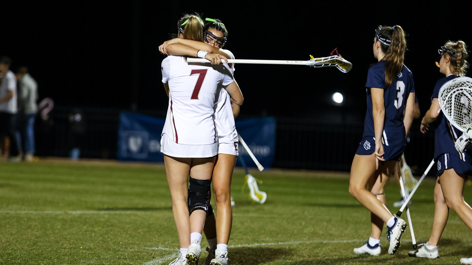 Fisher Fires Up Phoenix In Battle Royal Win Over Queens - Elon ...