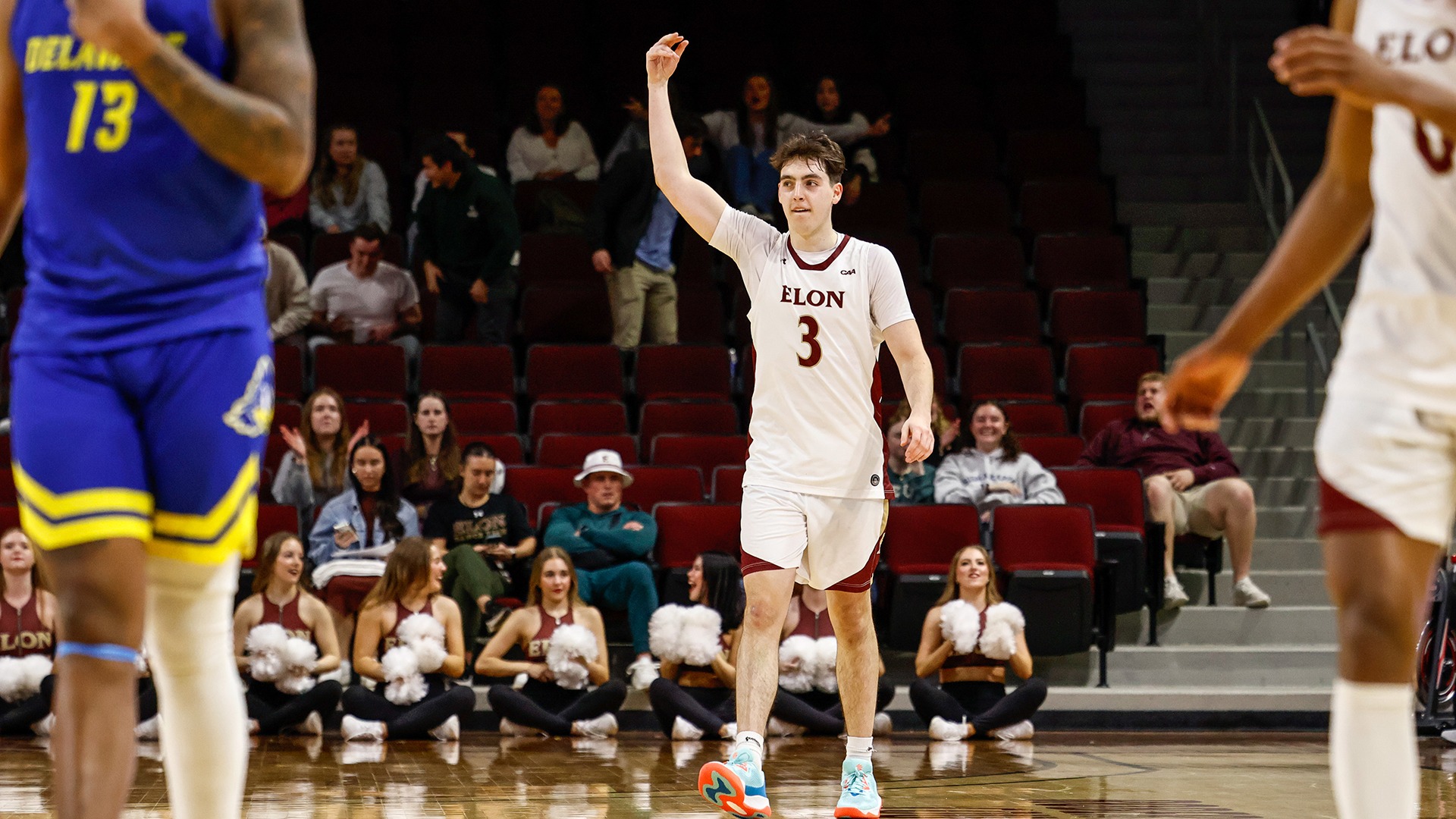 Max Mackinnon - Men's Basketball - Elon University Athletics