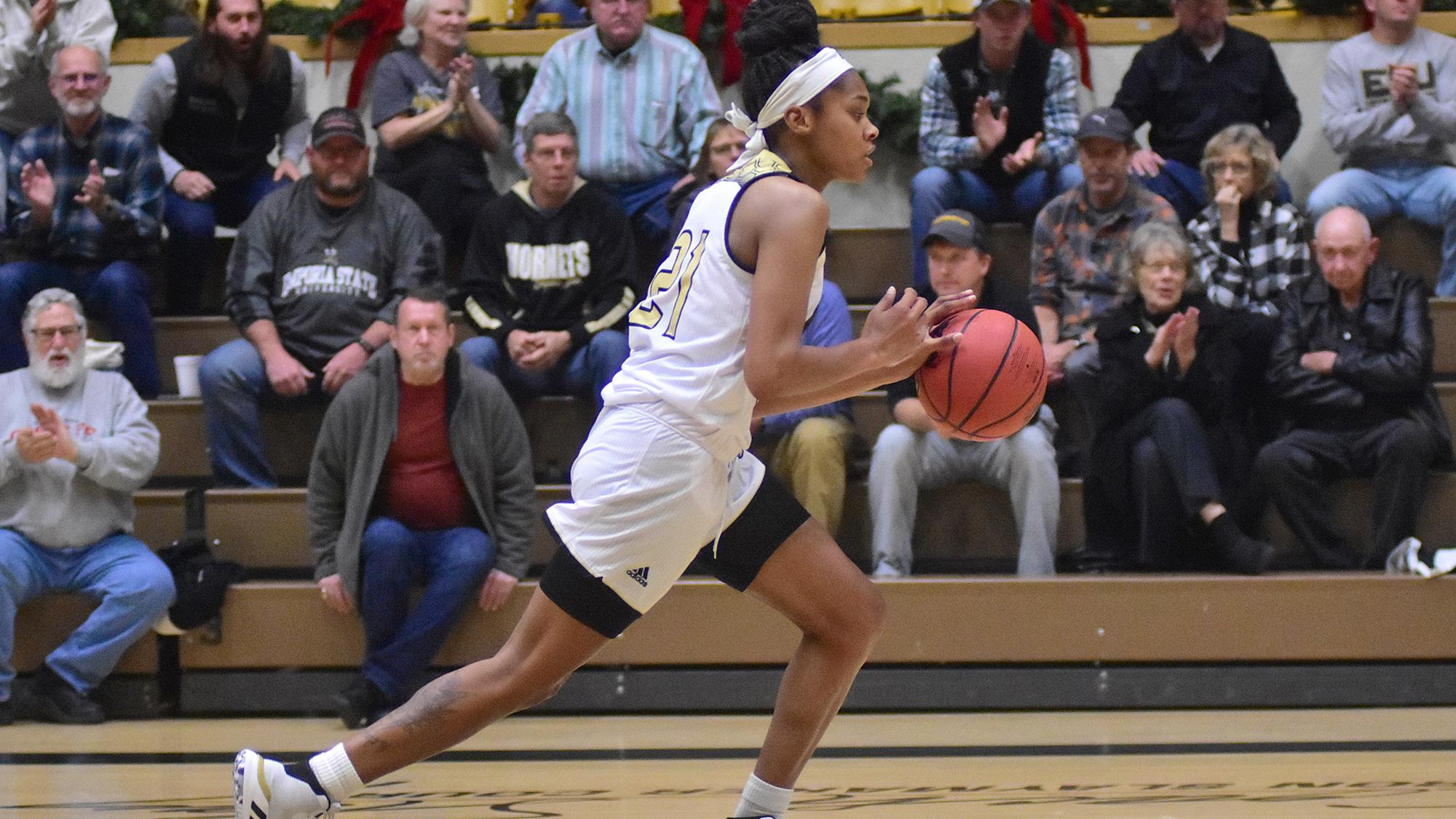 LADY HORNETS TAKE TURNPIKE TUSSLE 60-52 OVER WASHBURN - Emporia State ...