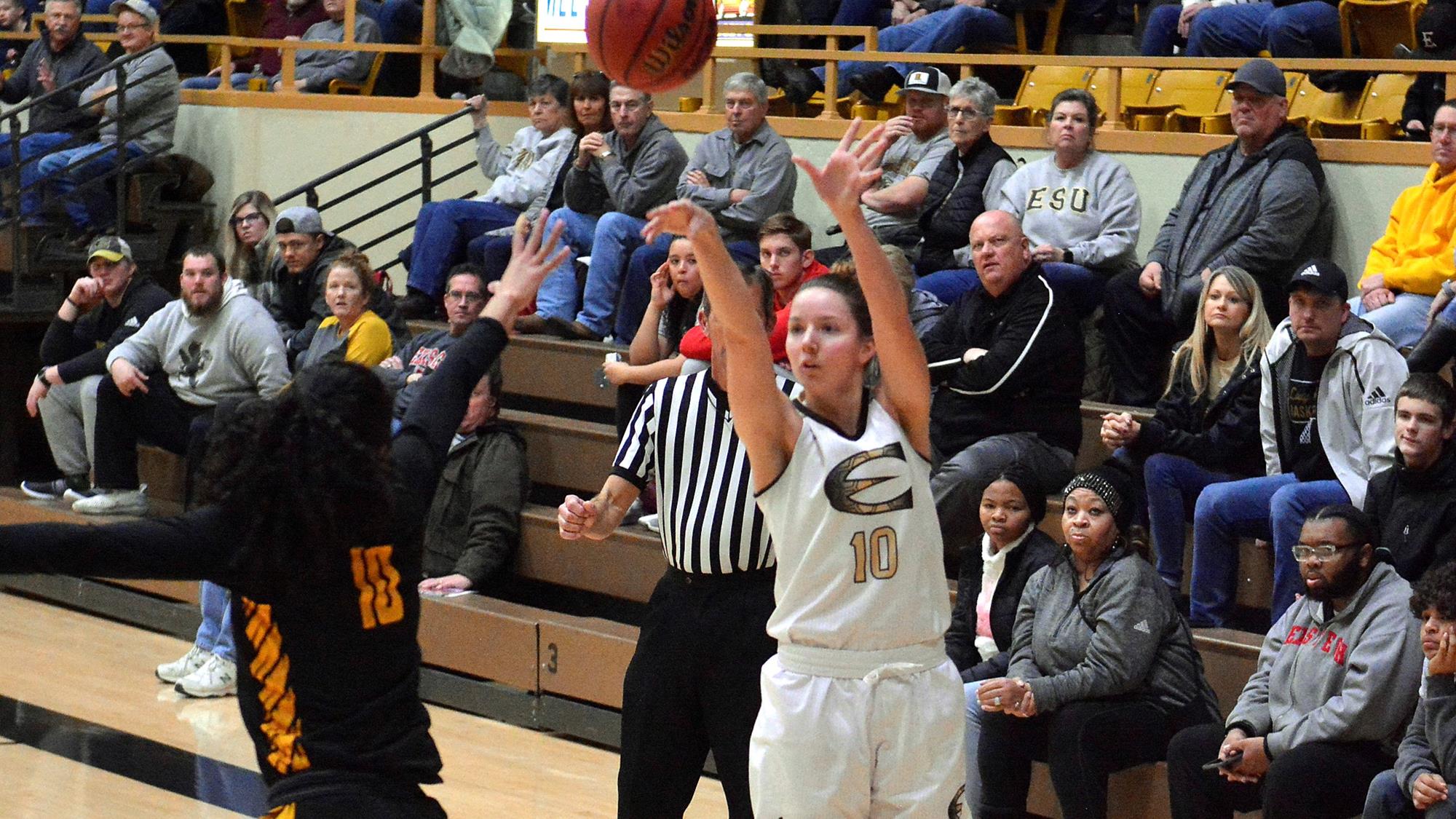 Kali Martin - 2021-22 - Women's Basketball - Emporia State University ...